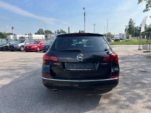 Black Opel Astra 2016 in Marijampole, with an engine capacity of 1.36 L and mileage of 168 thousand km for 5900 €, photo 6 on AUTOMOTO.COM.LV