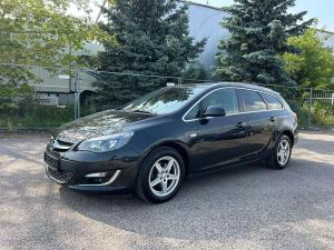 Black Opel Astra 2016 in Marijampole, with an engine capacity of 1.36 L and mileage of 168 thousand km for 5900 €, photo 9 on AUTOMOTO.COM.LV
