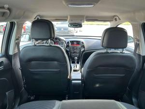 Black Opel Astra 2016 in Marijampole, with an engine capacity of 1.36 L and mileage of 168 thousand km for 5900 €, photo 12 on AUTOMOTO.COM.LV