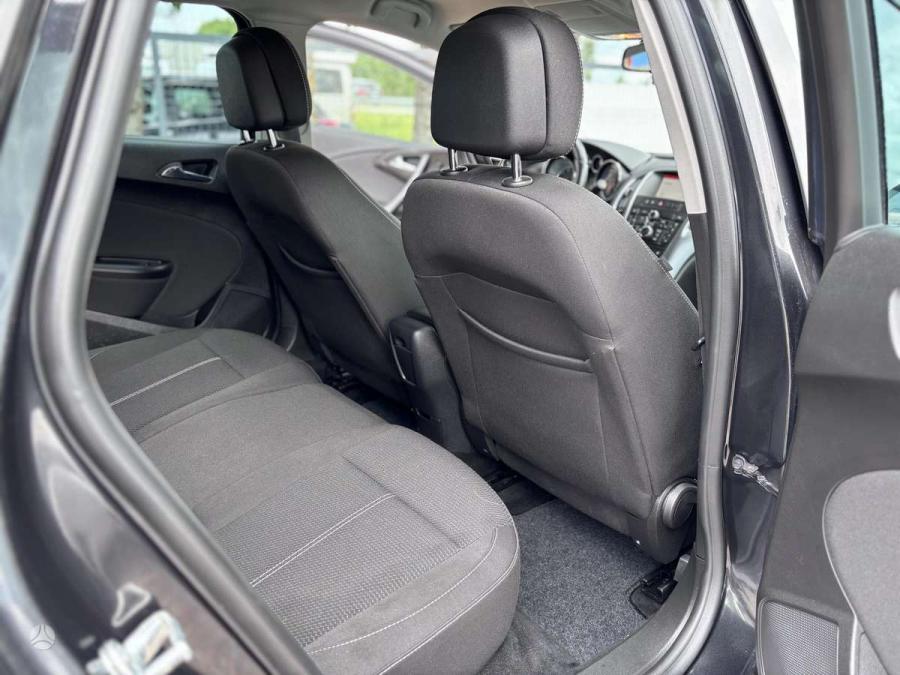 Melns Opel Astra 2016 Gargždai, ar dzinēja tilpumu 1.60 L un nobraukumu 236 tūkst. km par 5199 €, foto 13 vietnē AUTOMOTO.COM.LV