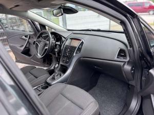Melns Opel Astra 2016 Gargždai, ar dzinēja tilpumu 1.60 L un nobraukumu 236 tūkst. km par 5199 €, foto 14 vietnē AUTOMOTO.COM.LV