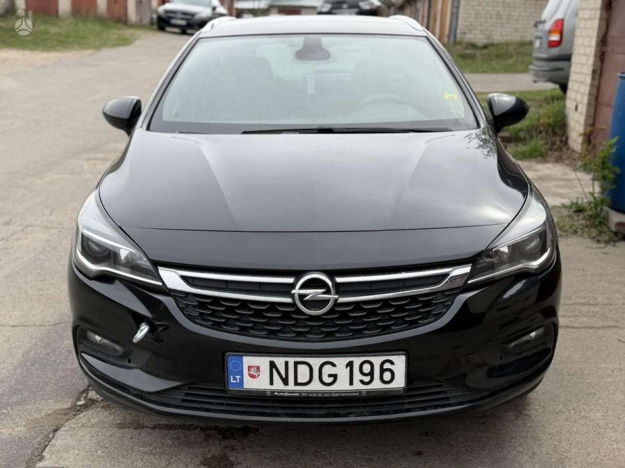 Melns Opel Astra 2016 Šauļi, ar dzinēja tilpumu 1.60 L un nobraukumu 220 tūkst. km par 2600 €, foto 8 vietnē AUTOMOTO.COM.LV