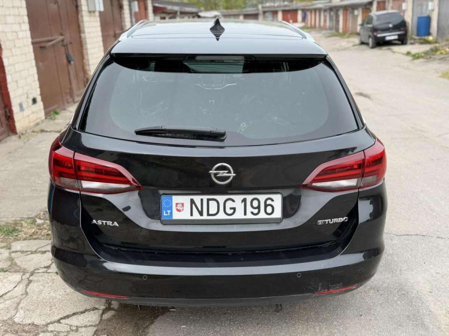 Melns Opel Astra 2016 Šauļi, ar dzinēja tilpumu 1.60 L un nobraukumu 220 tūkst. km par 2600 €, foto 9 vietnē AUTOMOTO.COM.LV