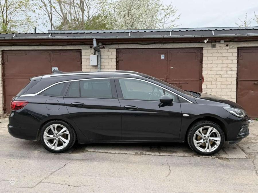 Melns Opel Astra 2016 Šauļi, ar dzinēja tilpumu 1.60 L un nobraukumu 220 tūkst. km par 2600 €, foto 10 vietnē AUTOMOTO.COM.LV