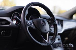 Melns Opel Astra 2016 Rīga, ar dzinēja tilpumu 1.60 L un nobraukumu 374 tūkst. km par 5990 €, foto 13 vietnē AUTOMOTO.COM.LV