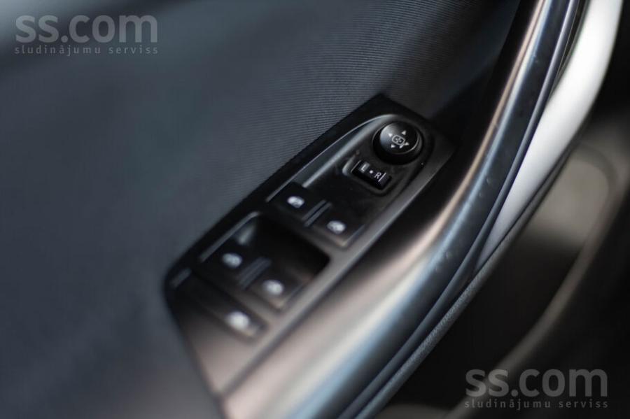 Melns Opel Astra 2016 Rīga, ar dzinēja tilpumu 1.60 L un nobraukumu 374 tūkst. km par 5990 €, foto 14 vietnē AUTOMOTO.COM.LV