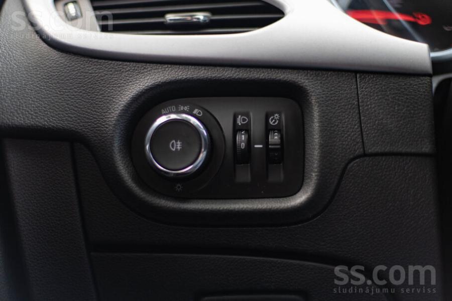 Melns Opel Astra 2016 Rīga, ar dzinēja tilpumu 1.60 L un nobraukumu 374 tūkst. km par 5990 €, foto 15 vietnē AUTOMOTO.COM.LV