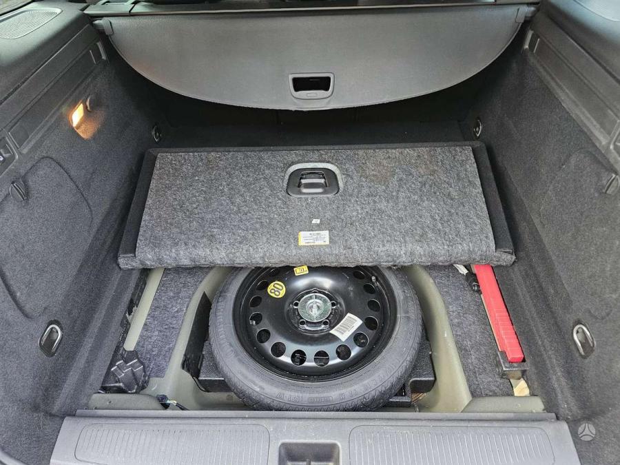 Melns Opel Astra 2016 Ukmergė, ar dzinēja tilpumu 1.60 L un nobraukumu 187 tūkst. km par 5500 €, foto 29 vietnē AUTOMOTO.COM.LV