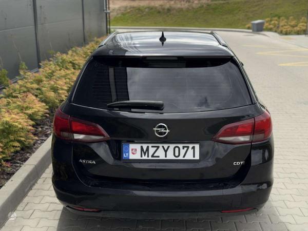 Опель Астра 2016 в Вильнюс на AUTOMOTO.COM.LV Черный Опель Астра 2016 в Вильнюс, объемом двигателя 1.60 л и пробегом 259 тыс. км за 7600 €, фото 6 на AUTOMOTO.COM.LV