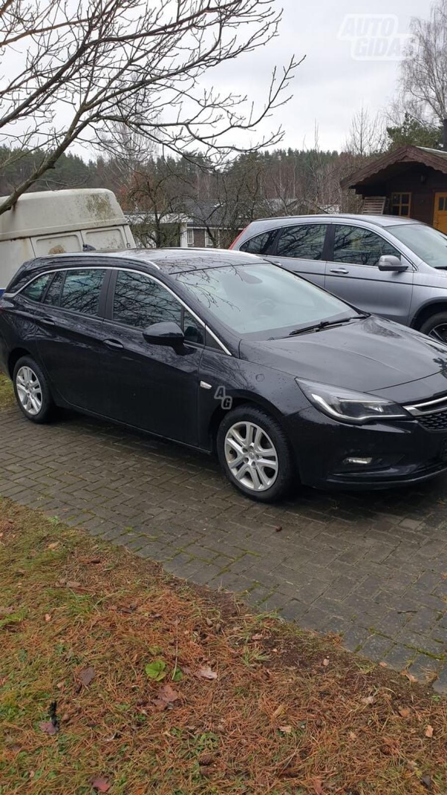 Melns Opel Astra 2017 Viļņa, ar dzinēja tilpumu 1.60 L un nobraukumu 160 tūkst. km par 7200 €, foto 3 vietnē AUTOMOTO.COM.LV
