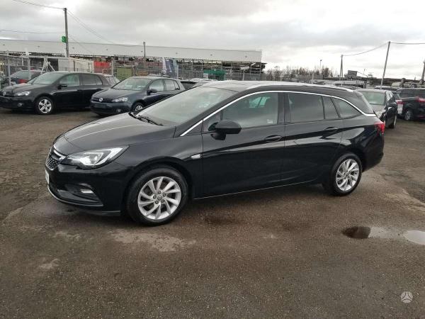 Black Opel Astra 2017 in Kaunas, with an engine capacity of 1.60 L and mileage of 250 thousand km for 6550 €, photo 3 on AUTOMOTO.COM.LV