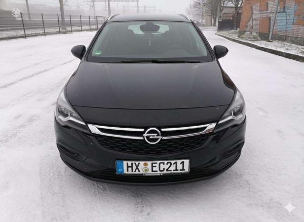 Melns Opel Astra 2017 Šauļi, ar dzinēja tilpumu 1.60 L un nobraukumu 129 tūkst. km par 7200 €, foto 2 vietnē AUTOMOTO.COM.LV