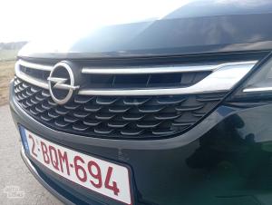Black Opel Astra 2017 in Vilnius, with an engine capacity of 1.60 L and mileage of 231 thousand km for 5550 €, photo 15 on AUTOMOTO.COM.LV