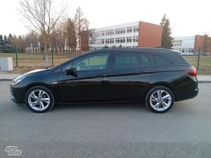 Black Opel Astra 2017 in Vilnius, with an engine capacity of 1.60 L and mileage of 231 thousand km for 5300 €, photo 11 on AUTOMOTO.COM.LV