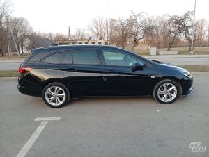 Black Opel Astra 2017 in Vilnius, with an engine capacity of 1.60 L and mileage of 231 thousand km for 5300 €, photo 9 on AUTOMOTO.COM.LV