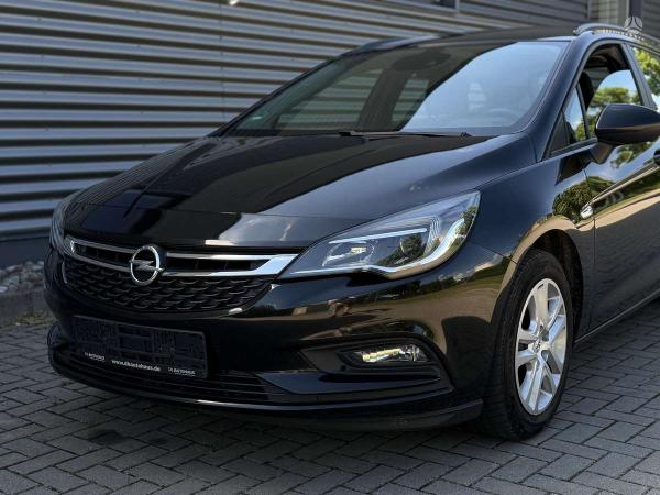 Melns Opel Astra 2017 Kretinga, ar dzinēja tilpumu 1.60 L un nobraukumu 223 tūkst. km par 5850 €, foto 4 vietnē AUTOMOTO.COM.LV