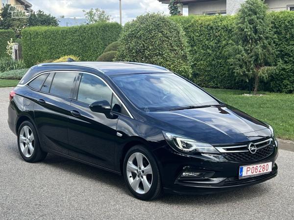 Black Opel Astra 2017 in Kedainiai, with an engine capacity of 1.60 L and mileage of 285 thousand km for 6499 €, photo 1 on AUTOMOTO.COM.LV
