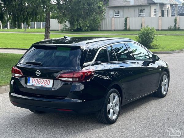 Black Opel Astra 2017 in Kedainiai, with an engine capacity of 1.60 L and mileage of 285 thousand km for 6499 €, photo 3 on AUTOMOTO.COM.LV