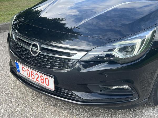 Black Opel Astra 2017 in Kedainiai, with an engine capacity of 1.60 L and mileage of 285 thousand km for 6499 €, photo 9 on AUTOMOTO.COM.LV