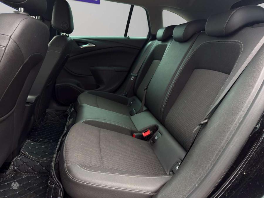 Melns Opel Astra 2017 Kauņa, ar dzinēja tilpumu 1.60 L un nobraukumu 219 tūkst. km par 6999 €, foto 12 vietnē AUTOMOTO.COM.LV