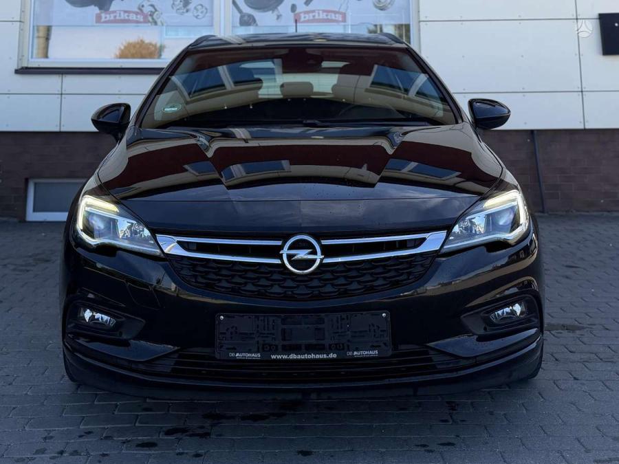 Melns Opel Astra 2017 Kretinga, ar dzinēja tilpumu 1.60 L un nobraukumu 223 tūkst. km par 5500 €, foto 4 vietnē AUTOMOTO.COM.LV