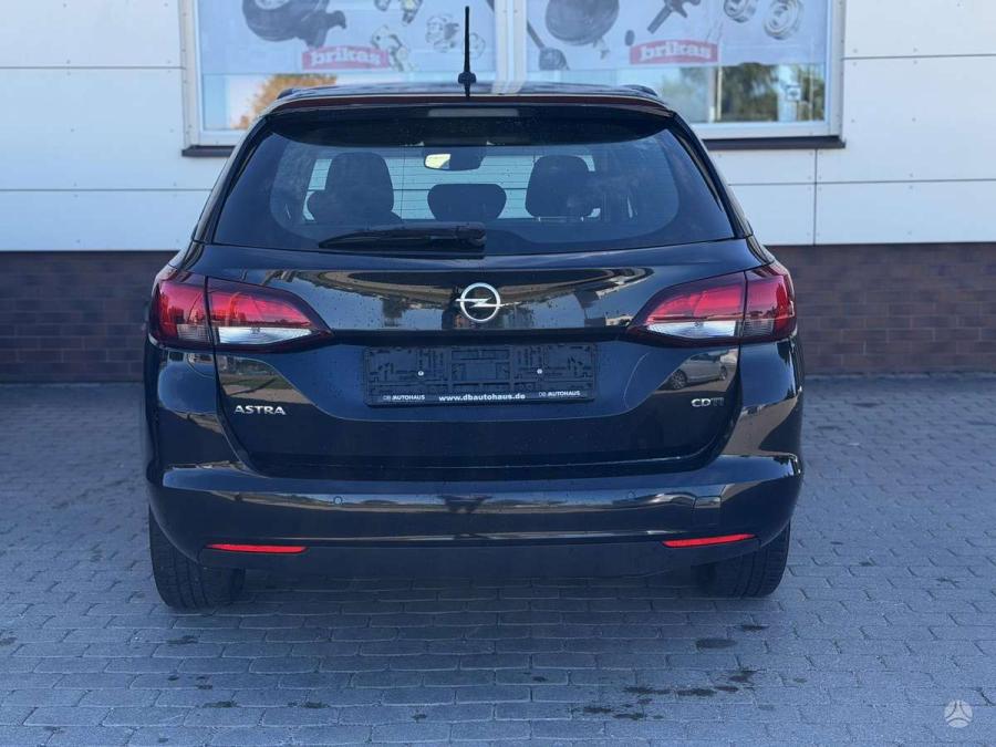 Melns Opel Astra 2017 Kretinga, ar dzinēja tilpumu 1.60 L un nobraukumu 223 tūkst. km par 5500 €, foto 8 vietnē AUTOMOTO.COM.LV