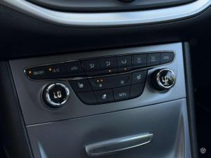 Melns Opel Astra 2017 Kretinga, ar dzinēja tilpumu 1.60 L un nobraukumu 223 tūkst. km par 5500 €, foto 13 vietnē AUTOMOTO.COM.LV