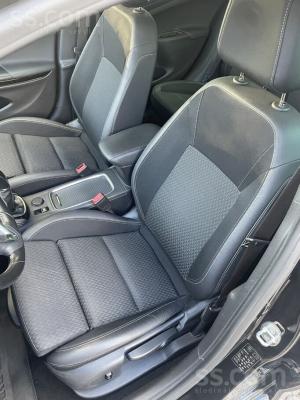 Melns Opel Astra 2017 Cēsis, ar dzinēja tilpumu 1.60 L un nobraukumu 270 tūkst. km par 4500 €, foto 9 vietnē AUTOMOTO.COM.LV