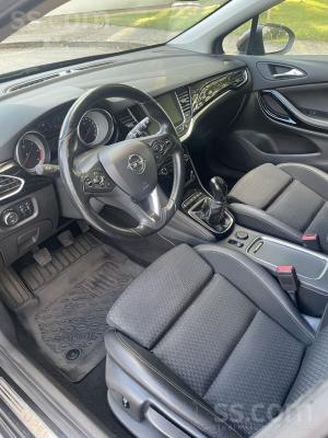 Melns Opel Astra 2017 Cēsis, ar dzinēja tilpumu 1.60 L un nobraukumu 270 tūkst. km par 4500 €, foto 10 vietnē AUTOMOTO.COM.LV
