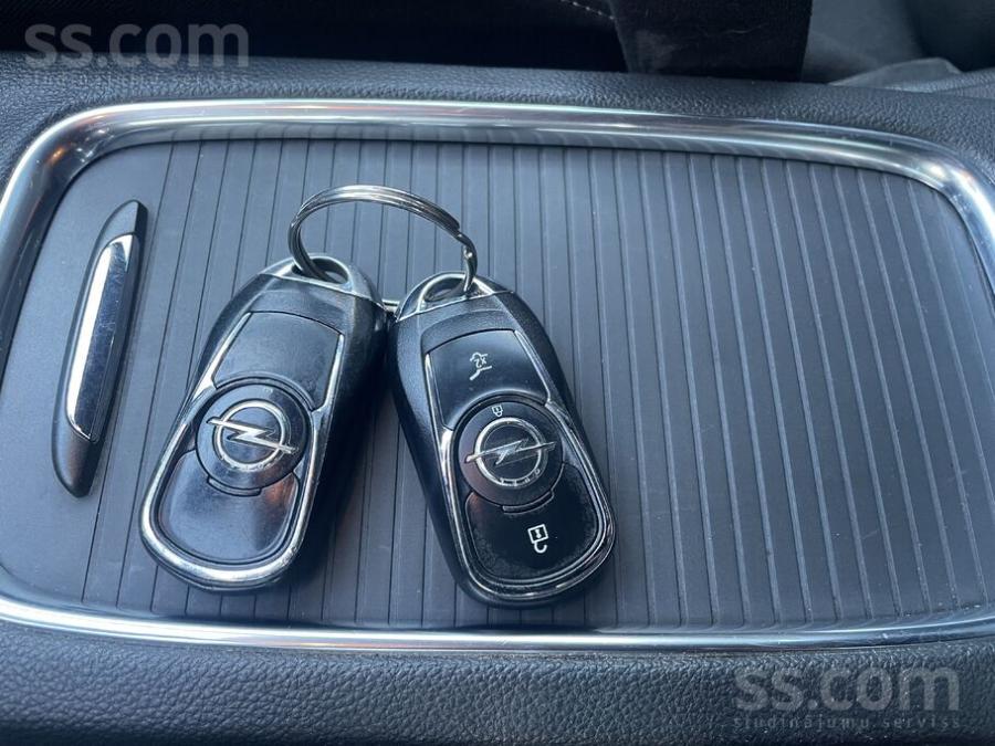 Melns Opel Astra 2017 Cēsis, ar dzinēja tilpumu 1.60 L un nobraukumu 270 tūkst. km par 4500 €, foto 25 vietnē AUTOMOTO.COM.LV