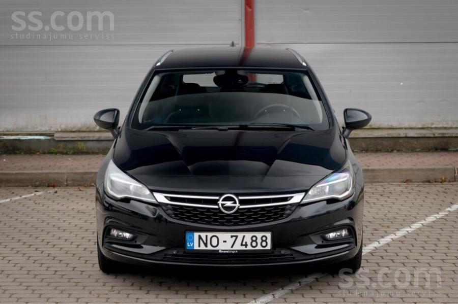 Melns Opel Astra 2017 Tukums, ar dzinēja tilpumu 1.60 L un nobraukumu 232 tūkst. km par 6990 €, foto 3 vietnē AUTOMOTO.COM.LV