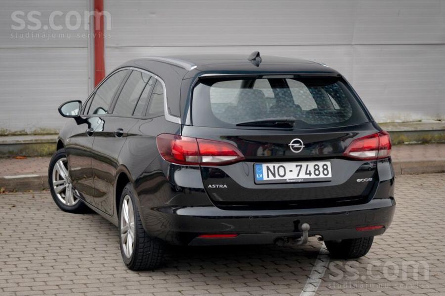 Melns Opel Astra 2017 Tukums, ar dzinēja tilpumu 1.60 L un nobraukumu 232 tūkst. km par 6990 €, foto 5 vietnē AUTOMOTO.COM.LV