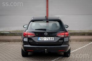 Melns Opel Astra 2017 Tukums, ar dzinēja tilpumu 1.60 L un nobraukumu 232 tūkst. km par 6990 €, foto 6 vietnē AUTOMOTO.COM.LV