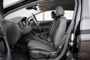 Melns Opel Astra 2017 Tukums, ar dzinēja tilpumu 1.60 L un nobraukumu 232 tūkst. km par 6990 €, foto 10 vietnē AUTOMOTO.COM.LV