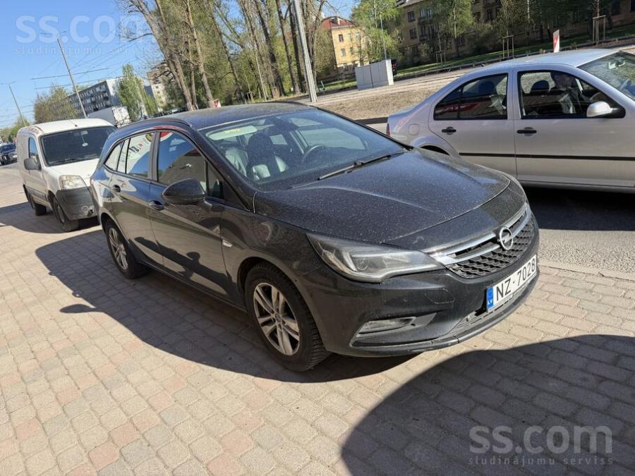 Melns Opel Astra 2017 Rīga, ar dzinēja tilpumu 1.60 L un nobraukumu 330 tūkst. km par 4200 €, foto 1 vietnē AUTOMOTO.COM.LV
