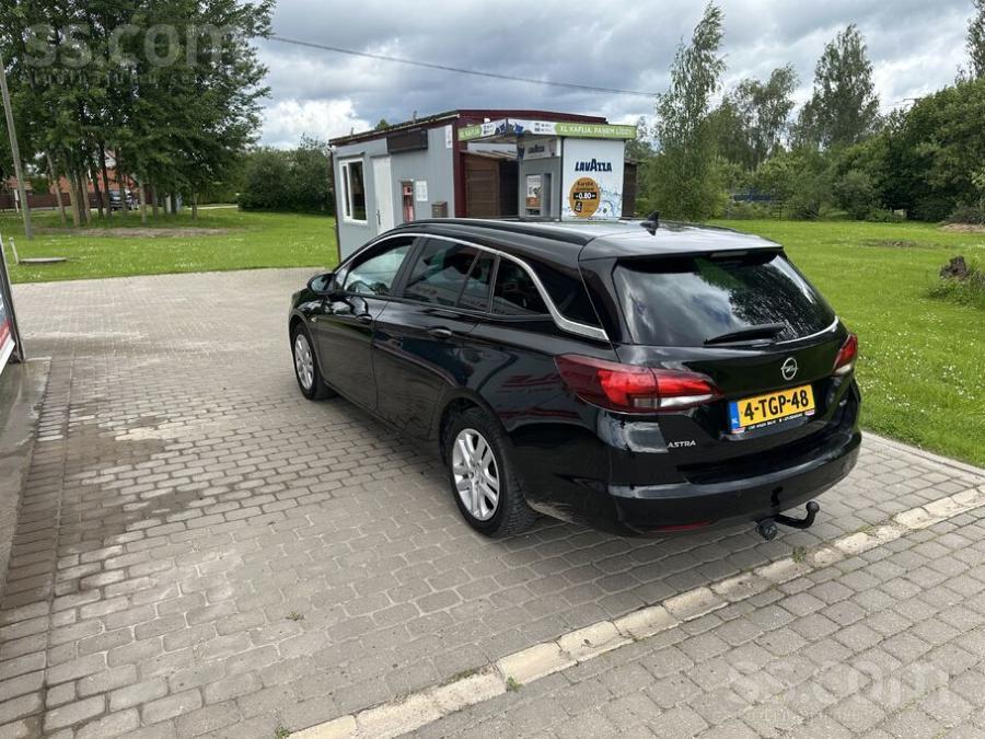 Melns Opel Astra 2018 Balvi, ar dzinēja tilpumu 1.60 L un nobraukumu 0 tūkst. km par 4930 €, foto 5 vietnē AUTOMOTO.COM.LV