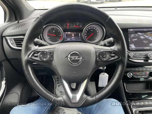 Melns Opel Astra 2018 Tartu, ar dzinēja tilpumu 1.60 L un nobraukumu 176 tūkst. km par 8999 €, foto 11 vietnē AUTOMOTO.COM.LV