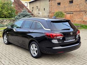 Black Opel Astra 2018 in Vilnius, with an engine capacity of 1.60 L and mileage of 267 thousand km for 6600 €, photo 7 on AUTOMOTO.COM.LV