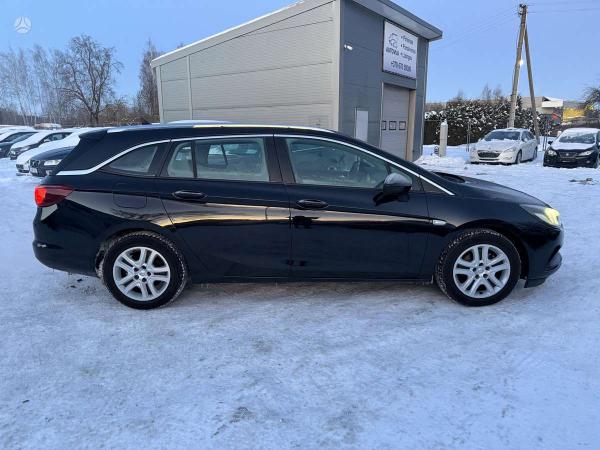 Melns Opel Astra 2018 Utena, ar dzinēja tilpumu 1.60 L un nobraukumu 144 tūkst. km par 6250 €, foto 7 vietnē AUTOMOTO.COM.LV