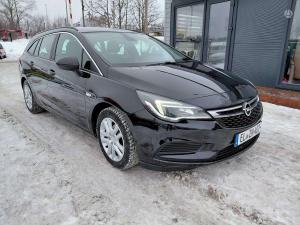 Black Opel Astra 2018 in Klaipeda, with an engine capacity of 1.60 L and mileage of 213 thousand km for 4999 €, photo 2 on AUTOMOTO.COM.LV