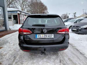 Black Opel Astra 2018 in Klaipeda, with an engine capacity of 1.60 L and mileage of 213 thousand km for 4999 €, photo 5 on AUTOMOTO.COM.LV