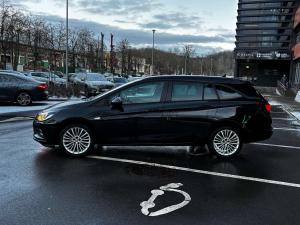Black Opel Astra 2018 in Vilnius, with an engine capacity of 1.60 L and mileage of 167 thousand km for 7300 €, photo 4 on AUTOMOTO.COM.LV