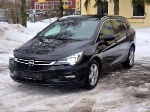 Black Opel Astra 2018 in Kedainiai, with an engine capacity of 1.60 L and mileage of 267 thousand km for 6350 €, photo 4 on AUTOMOTO.COM.LV