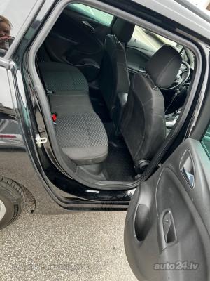 Melns Opel Astra 2018 Tallina, ar dzinēja tilpumu 1.60 L un nobraukumu 119 tūkst. km par 8500 €, foto 6 vietnē AUTOMOTO.COM.LV