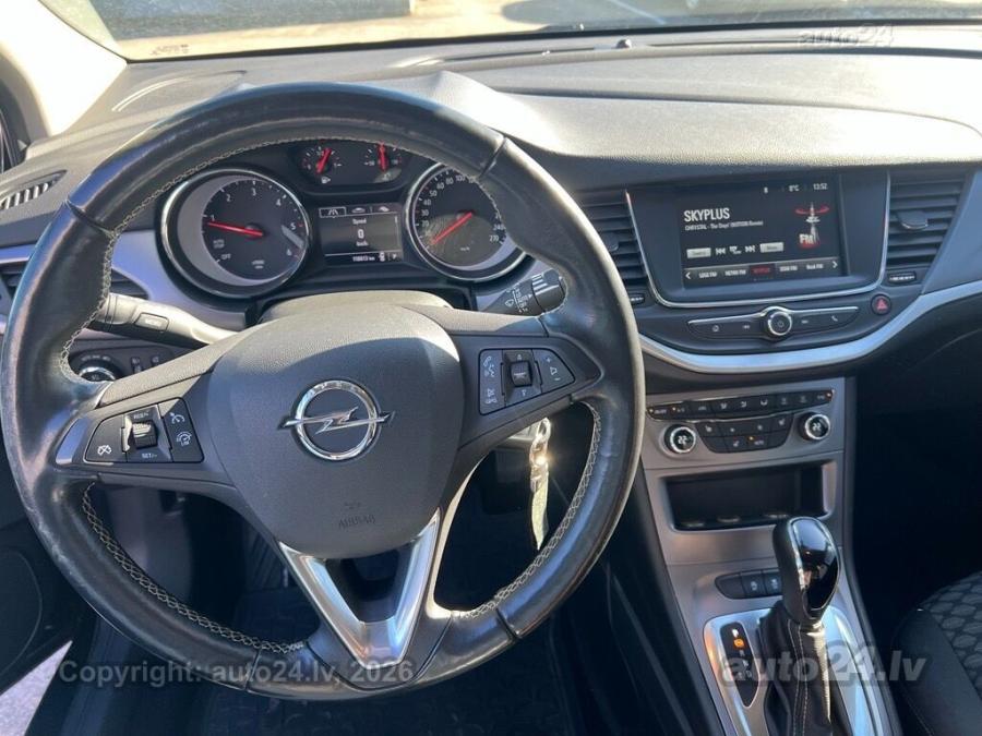 Melns Opel Astra 2018 Tallina, ar dzinēja tilpumu 1.60 L un nobraukumu 119 tūkst. km par 8500 €, foto 10 vietnē AUTOMOTO.COM.LV