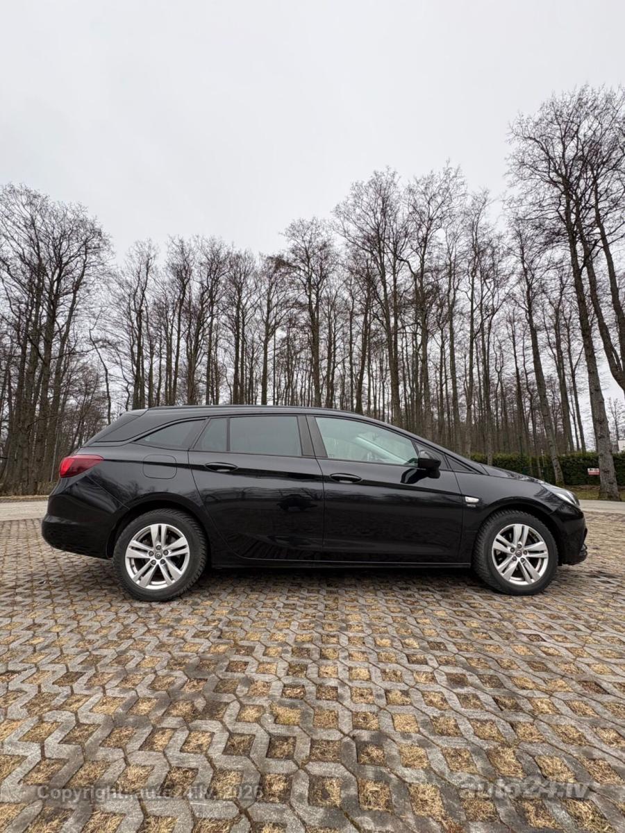 Black Opel Astra 2018 in Tallinn, with an engine capacity of 1.40 L and mileage of 88 thousand km for 13900 €, photo 4 on AUTOMOTO.COM.LV