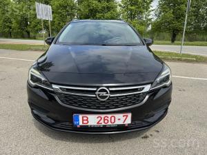 Black Opel Astra 2018 in Ogre, with an engine capacity of 1.60 L and mileage of 179 thousand km for 7550 €, photo 4 on AUTOMOTO.COM.LV