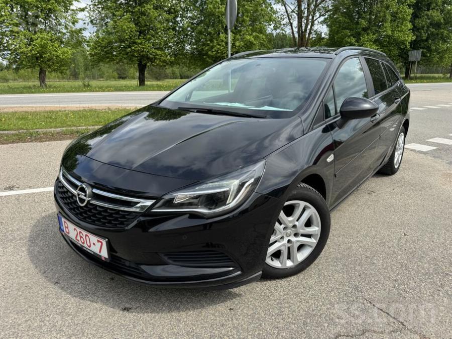 Black Opel Astra 2018 in Ogre, with an engine capacity of 1.60 L and mileage of 179 thousand km for 7550 €, photo 7 on AUTOMOTO.COM.LV