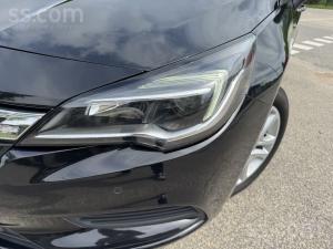 Black Opel Astra 2018 in Ogre, with an engine capacity of 1.60 L and mileage of 179 thousand km for 7550 €, photo 9 on AUTOMOTO.COM.LV