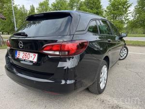 Black Opel Astra 2018 in Ogre, with an engine capacity of 1.60 L and mileage of 179 thousand km for 7550 €, photo 12 on AUTOMOTO.COM.LV